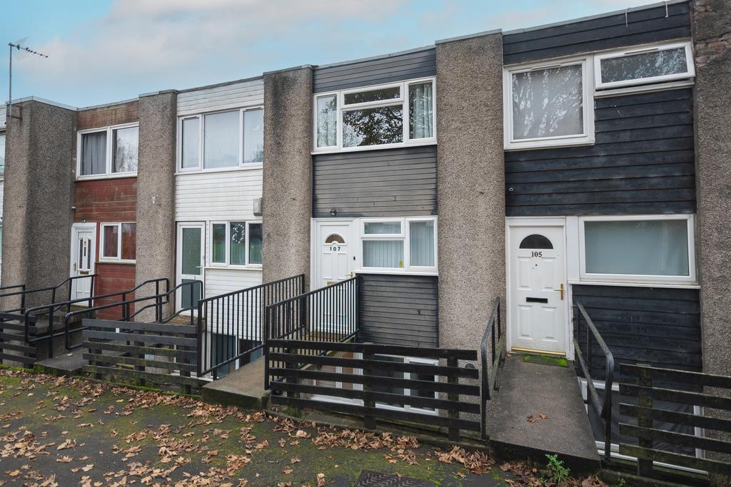 Millcroft Road, Cumbernauld G67 3 bed terraced house - £83,000