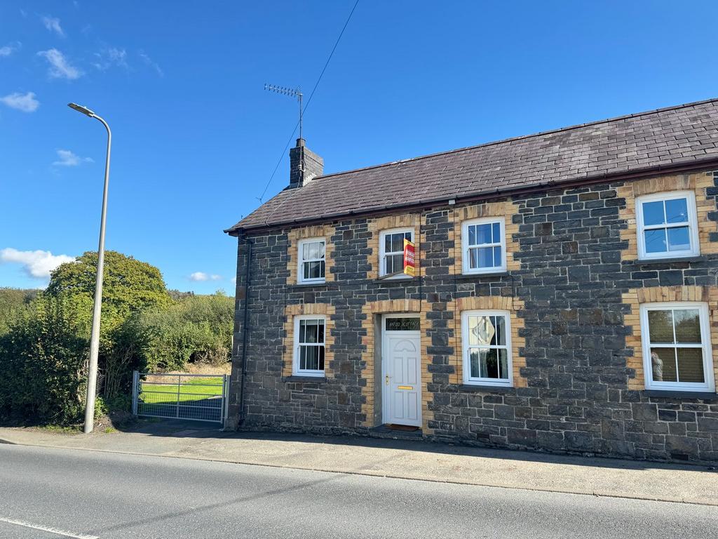 Cwmann, Lampeter, SA48 2 bed semi-detached house for sale - £140,000