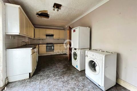Houses for sale in SE9 | OnTheMarket