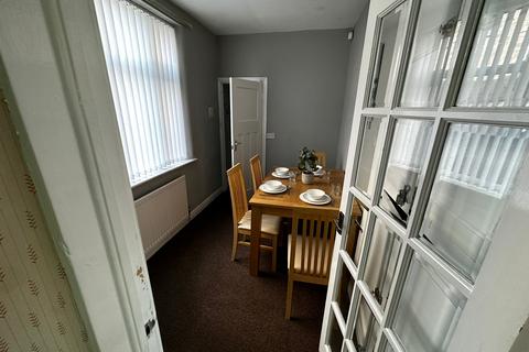 Houses to rent in Manchester | OnTheMarket