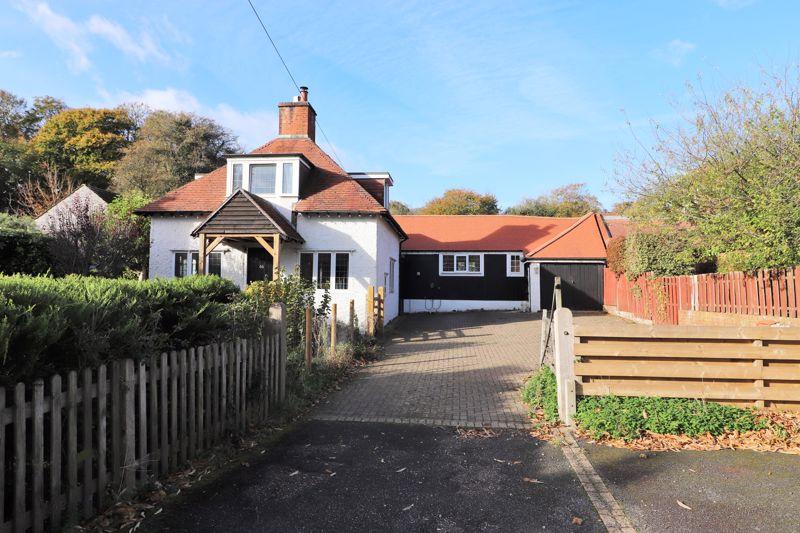 High Street, Findon Village, Worthing 3 bed house for sale - £795,000