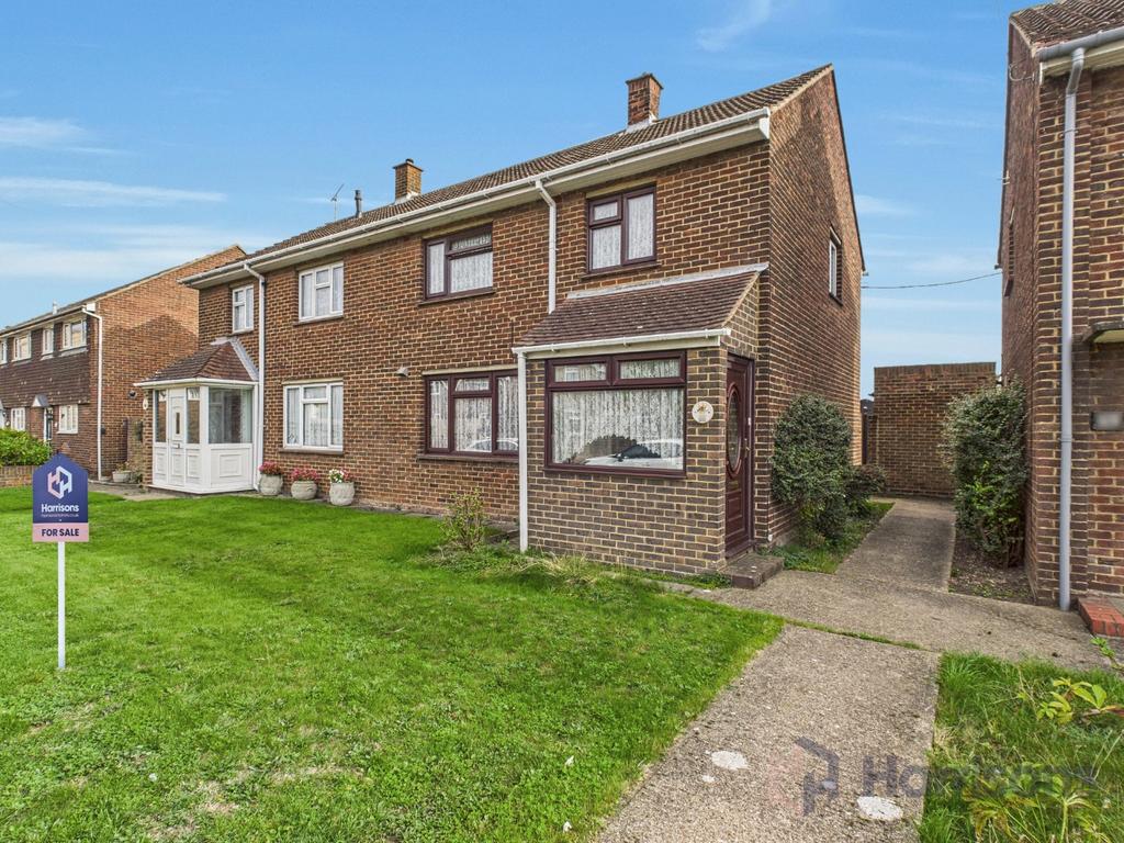 North Street, Sittingbourne, ME10 2HJ 3 bed semi-detached house - £300,000
