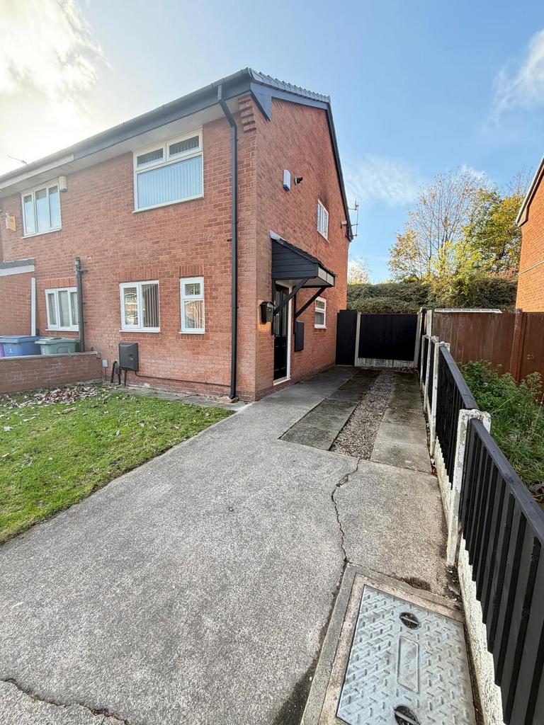 Tuebrook, Liverpool L13 2 bed semi-detached house - £825 pcm (£190 pw)