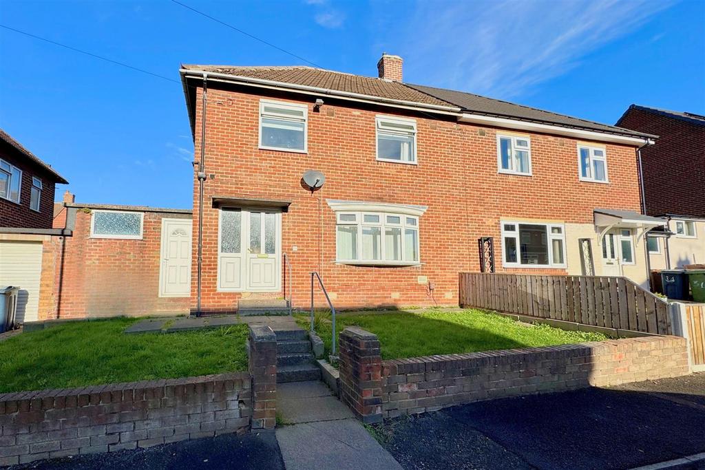 Pitcairn Road, Pennywell, Sunderland 3 bed semi-detached house - £109,950