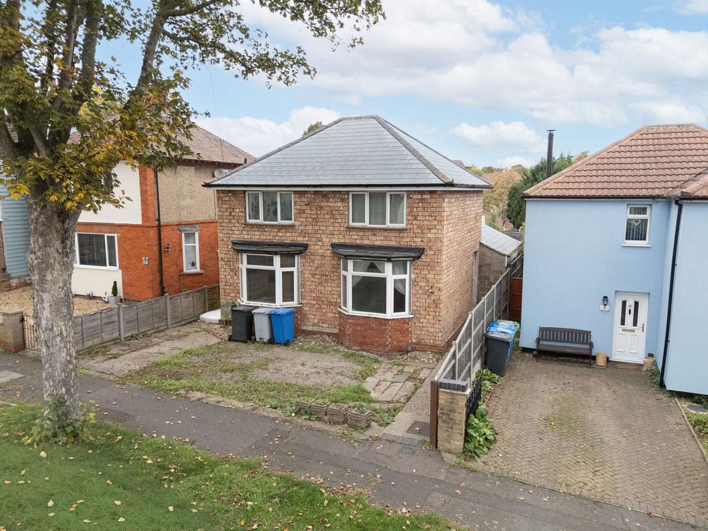 Naseby Road, Kettering NN16 4 bed detached house for sale - £275,000