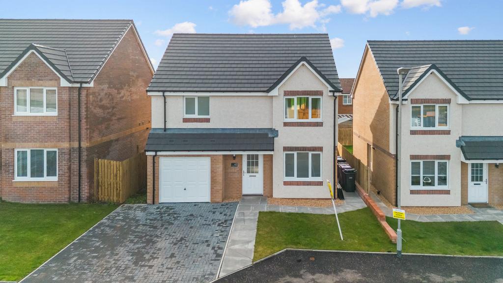Saltcoats KA21 4 bed detached house - £260,000