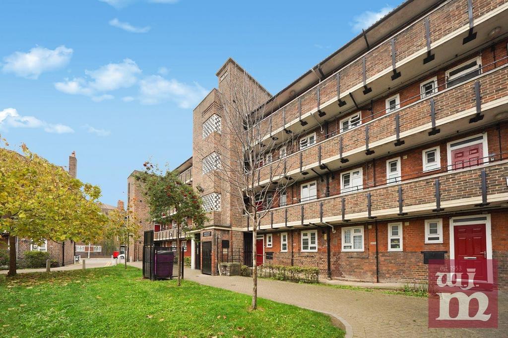 Anson House, Mile End, E1 2 bed flat - £1,950 pcm (£450 pw)