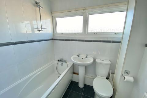 Houses to rent in Llanelli | OnTheMarket