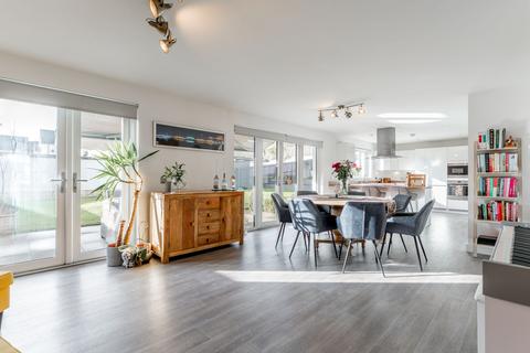 Houses for sale in G61 | OnTheMarket