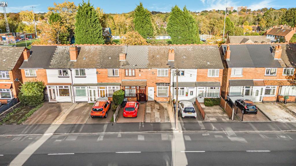 Coles Lane, Sutton Coldfield, B72 1NL 2 bed terraced house - £250,000