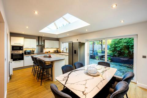 3 Bed Houses For Sale Around Ws6 6 Nd | OnTheMarket