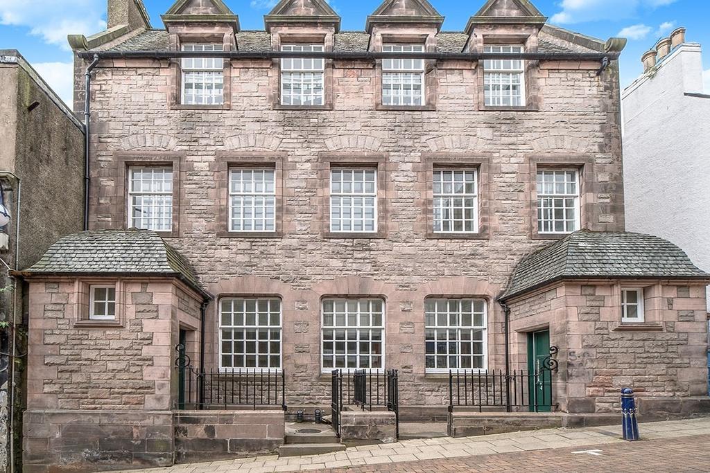 Guildhall Street, Fife KY12 1 bed flat - £695 pcm (£160 pw)
