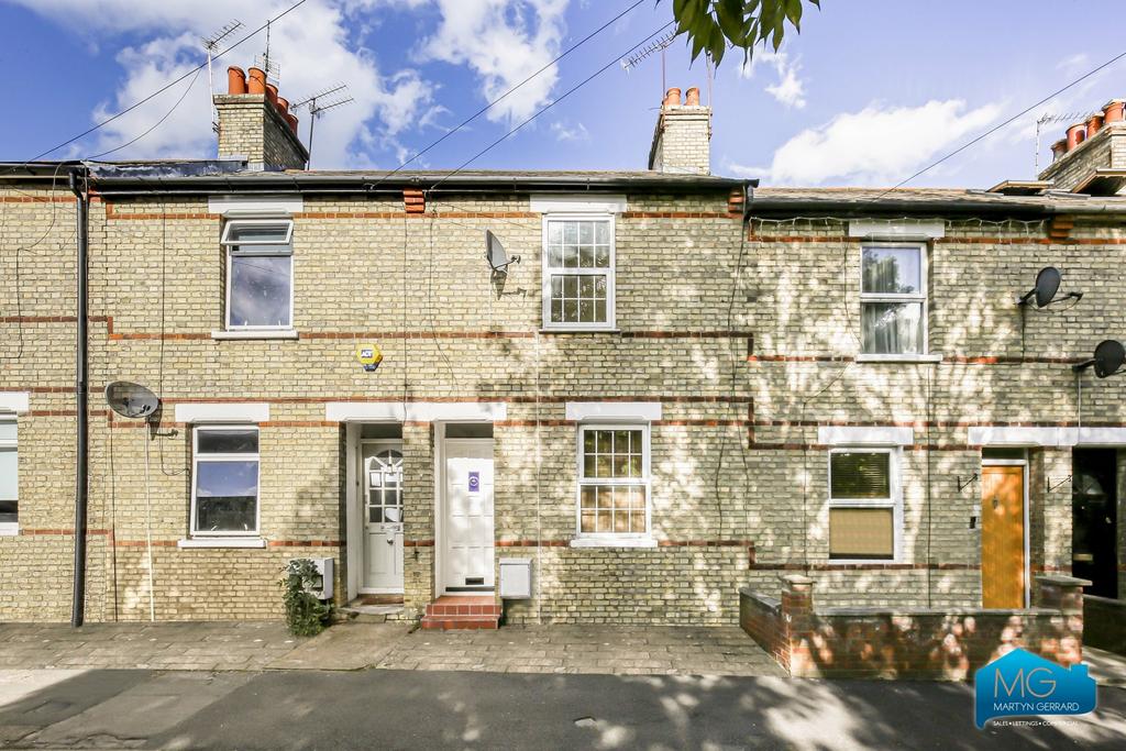 St. Stephens Road, High Barnet... 2 bed terraced house - £2,000 pcm (£ ...