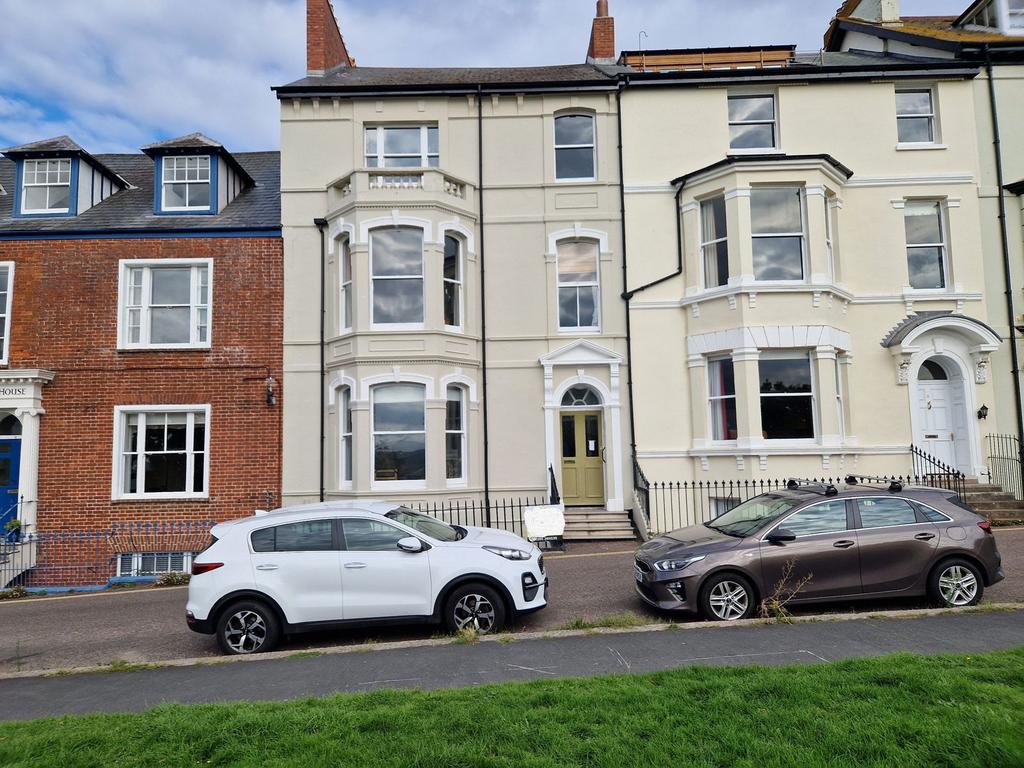 The Beacon, Exmouth, EX8 2AG 2 bed flat for sale - £300,000