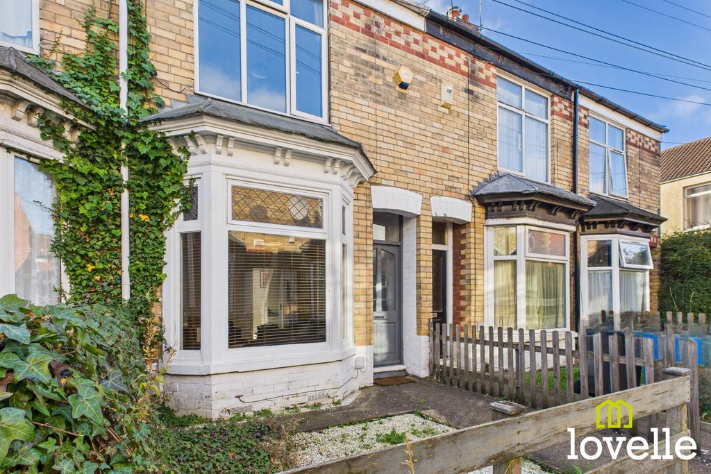 Premier Grove, Kingston upon Hull HU5 2 bed terraced house - £80,000