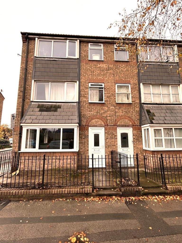 Coultas Court, Albert Avenue, Hull HU3 2 bed flat - £525 pcm (£121 pw)