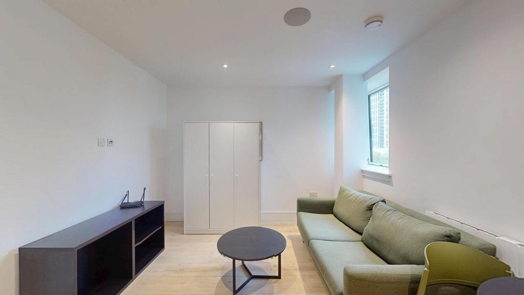 Olympic Way 1 bed flat - £1,850 pcm (£427 pw)