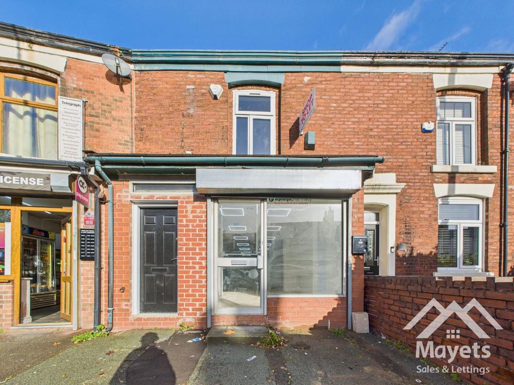 Redlam, Blackburn. Lancs. BB2 1AW Shop to rent - £1,700 pcm (£392 pw)