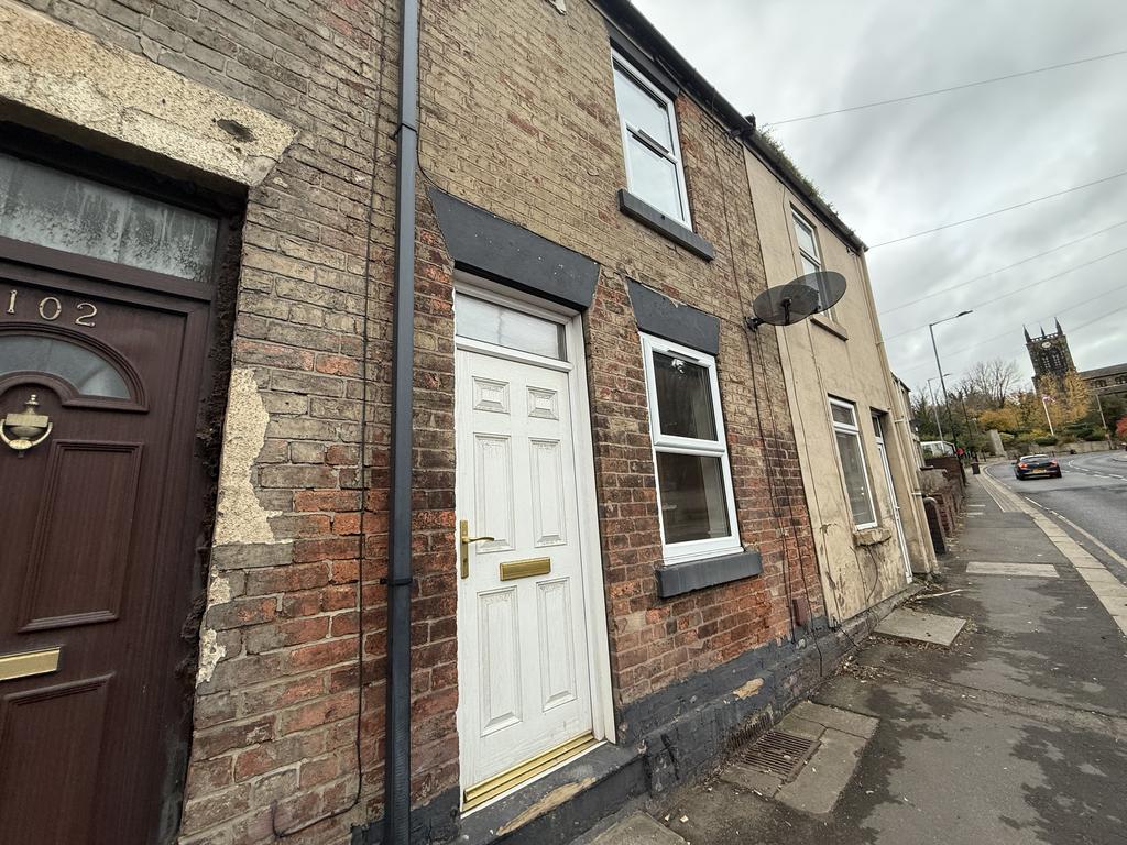Rawmarsh Hill, Parkgate S62 2 bed terraced house - £595 pcm (£137 pw)