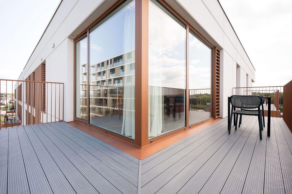 Gillingham Gate Rd, Gillingham ME4 3 bed apartment - £1,632 pcm (£377 pw)