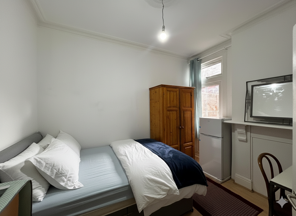 Chapter Road, Willesden Green, NW2 3 bed house share - £800 pcm (£185 pw)