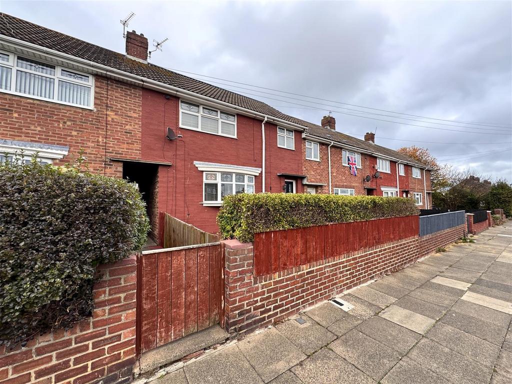 King Oswy Drive, Hartlepool 3 bed terraced house - £725 pcm (£167 pw)