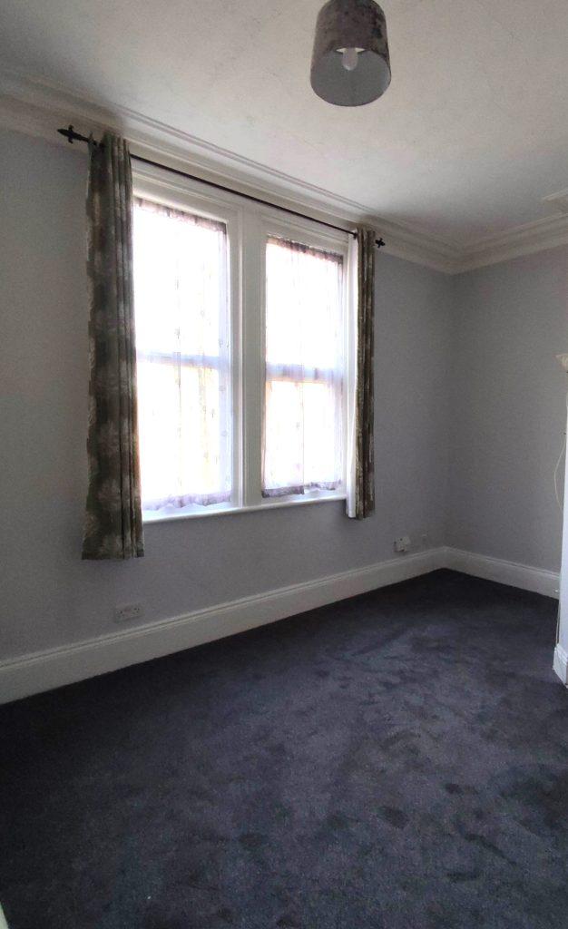 Springholme Terrace, Stockton 2 bed flat - £460 pcm (£106 pw)