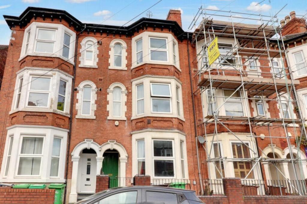 Berridge Road, Nottingham, NG7 6LZ 4 bed terraced house - £1,100 pcm (£ ...