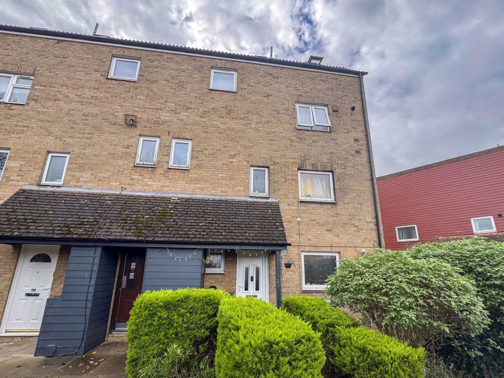 Leighton, Orton Malborne... 2 bed maisonette - £800 pcm (£185 pw)