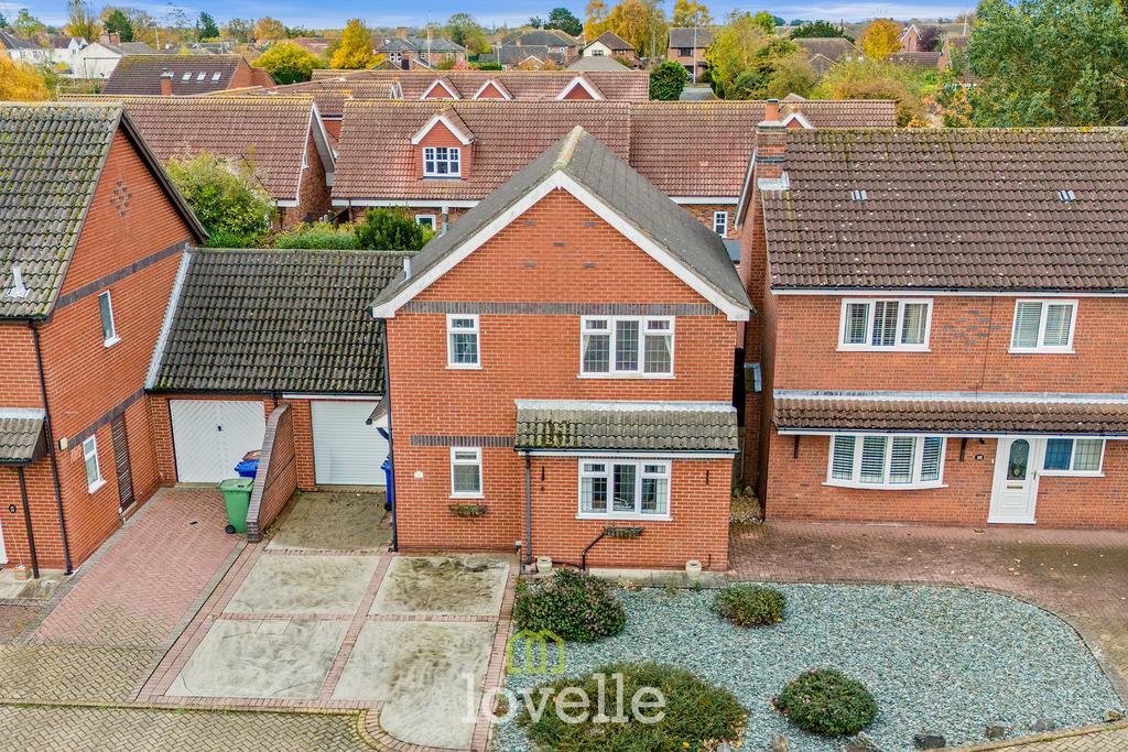 Savoy Court, New Waltham DN36 3 bed link detached house for sale - £220,000