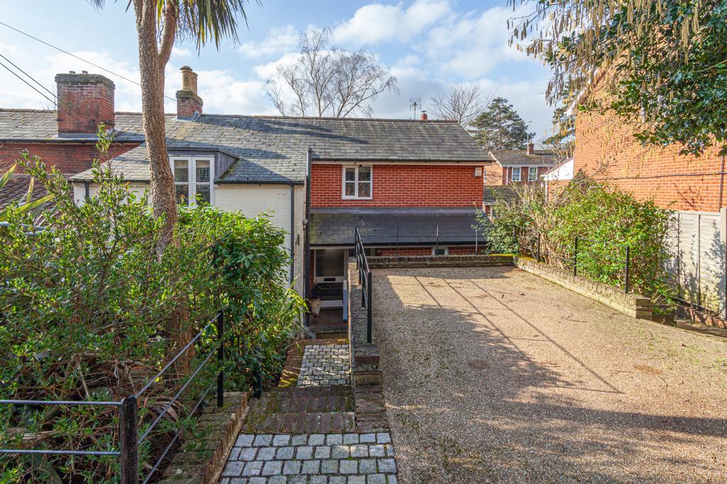 Castle Street, Woodbridge, IP12 1HL 3 bed semi-detached house - £595,000