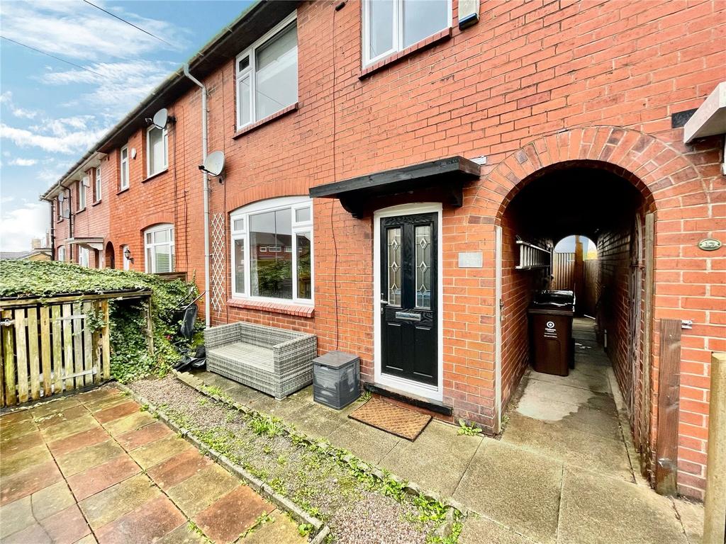 Wood Street, High Crompton, Shaw... 3 bed townhouse - £199,950