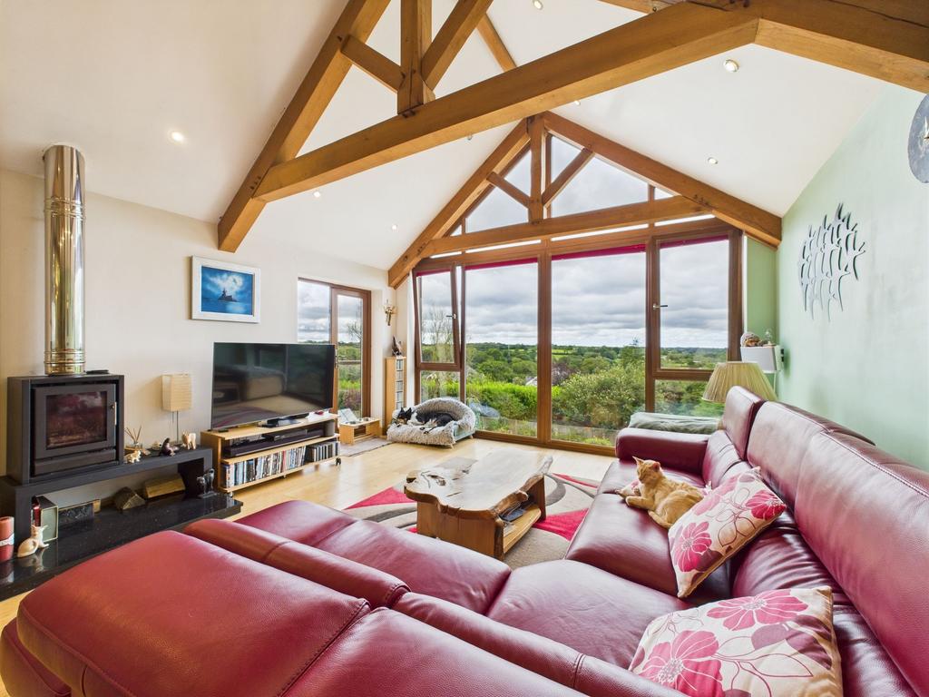 Martletwy, Narberth, SA67 4 bed detached house - £580,000