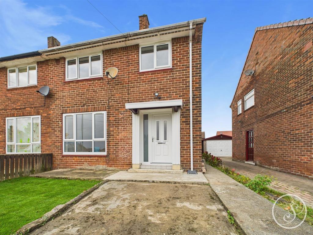 Mill Green Close, Leeds, LS14 3 bed semi-detached house - £1,150 pcm (£ ...