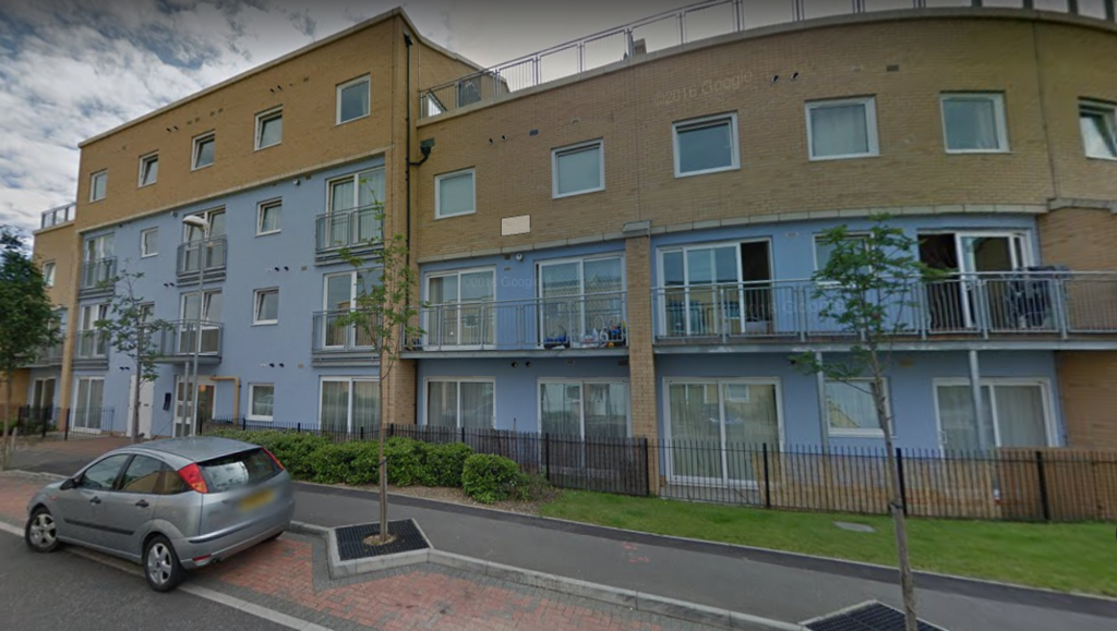 Wooldridge Close, Feltham TW14 2 bed flat - £1,700 pcm (£392 pw)