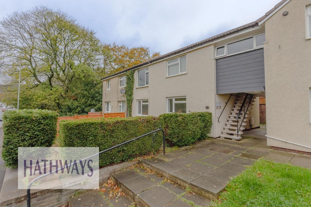 Henllys Way, Cwmbran, NP44 1 bed apartment to rent - £695 pcm (£160 pw)