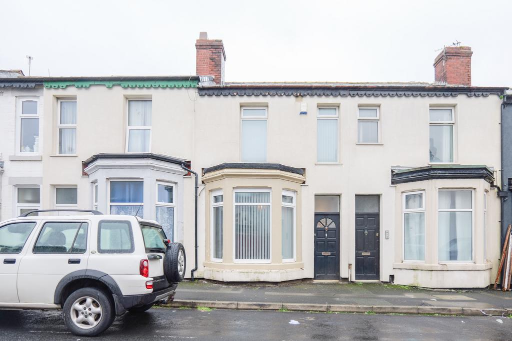 Ribble Road, Blackpool FY1 4 bed terraced house - £70,000