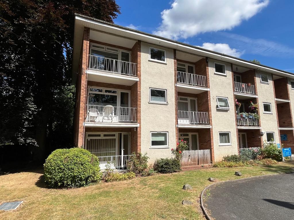 Manor Road, Sutton Coldfield, B73 1 bed flat - £750 pcm (£173 pw)