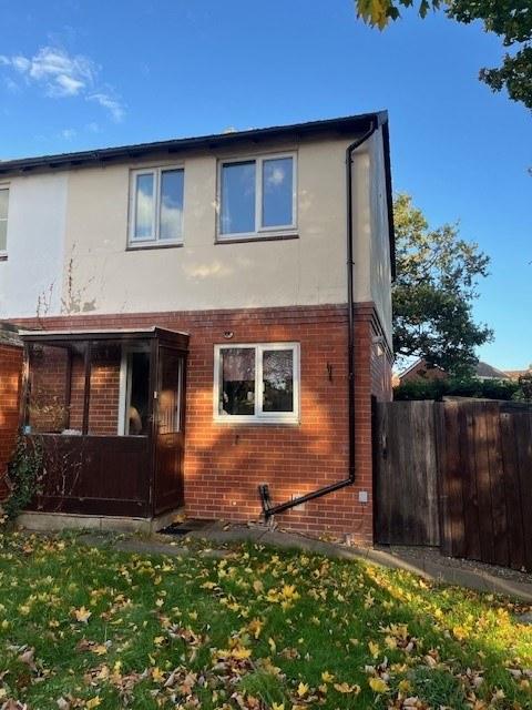 2 Falcons Way Shrewsbury SY3 8ZE 2 bed semi-detached house - £975 pcm ...