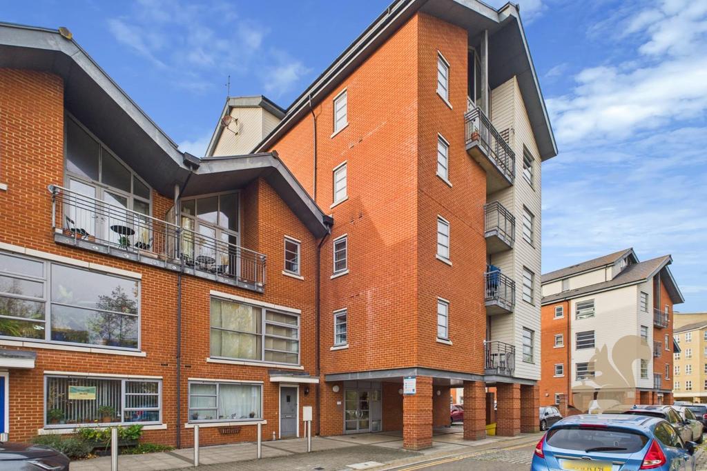 Rotary Way, Colchester 1 bed penthouse - £160,000