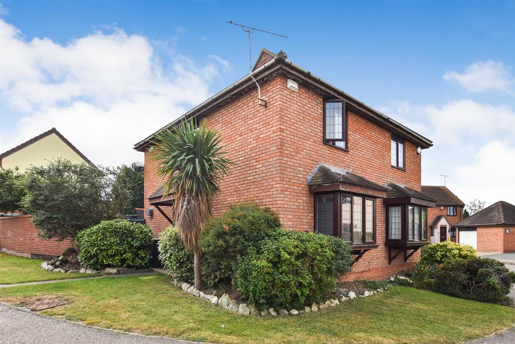 Reynolds Gate, South Woodham Ferrers 2 bed semi-detached house - £1,350 ...