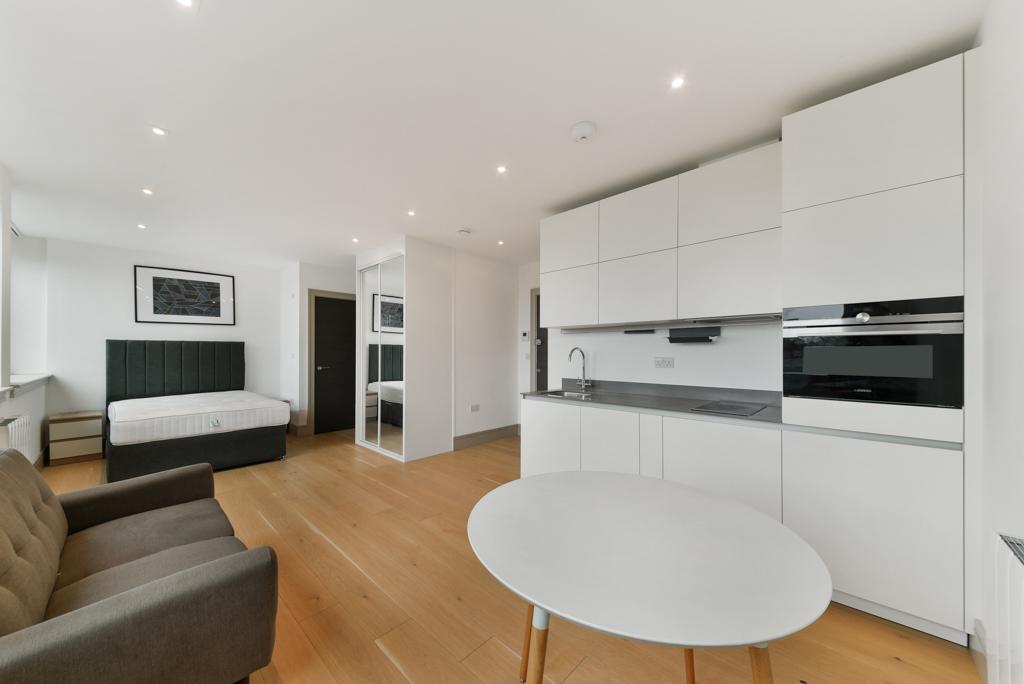 at GCP - London, Flint Court, 707... Studio - £1,340 pcm (£309 pw)