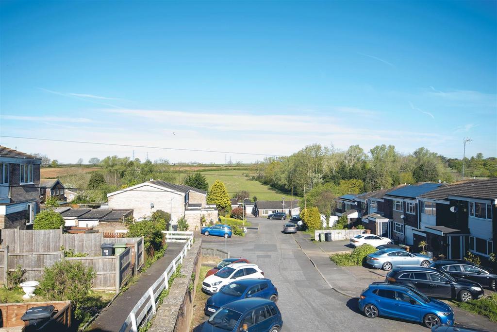 The Willows, Little Harrowden 2 bed flat to rent - £850 pcm (£196 pw)