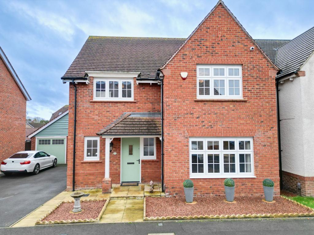 Hadstock Close, Humberstone 4 bed detached house - £475,000