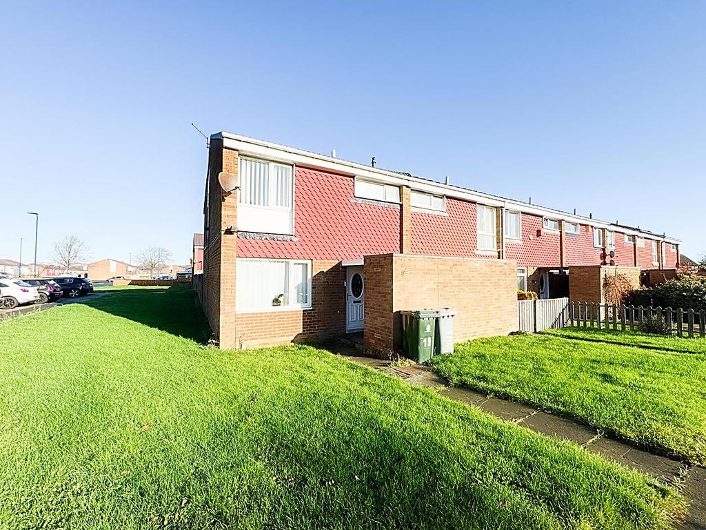Bathgate Close, Wallsend 3 bed end of terrace house for sale - £145,000