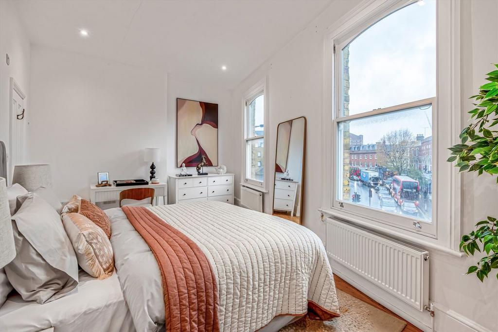 Denmark Hill, London SE5 3 bed flat to rent - £3,250 pcm (£750 pw)