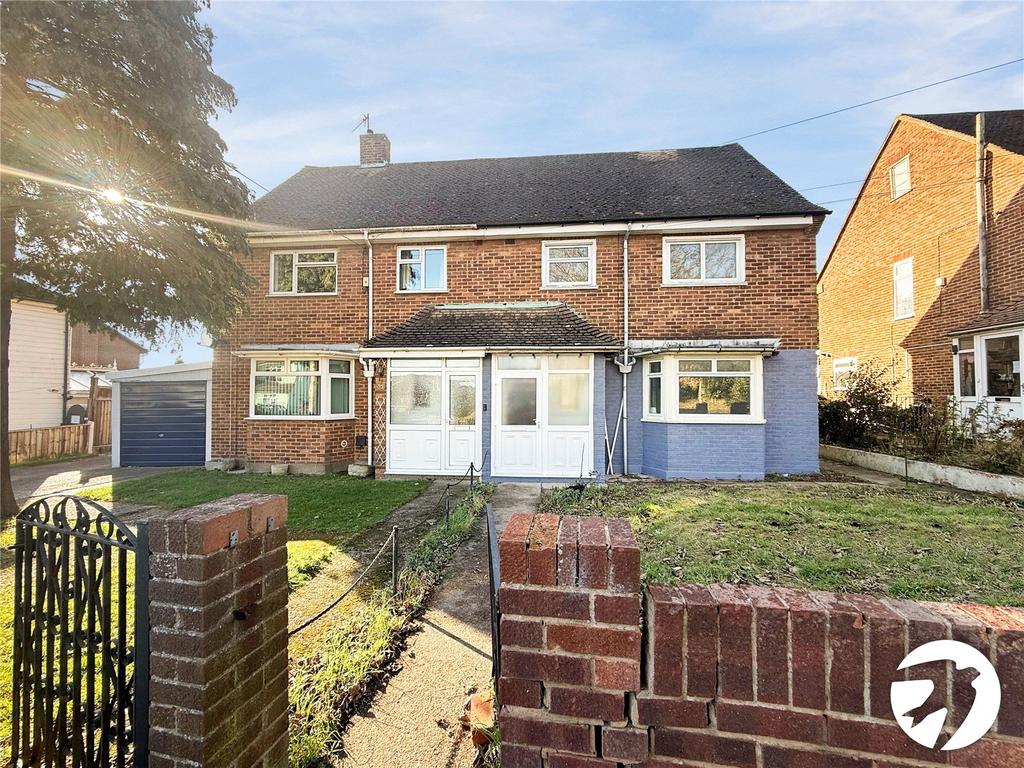 Bells Lane, Hoo, Rochester, Kent, ME3 3 bed semi-detached house - £ ...