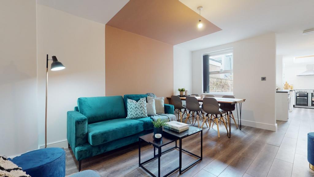 Edge Lane, Liverpool L7 2 bed flat - £1,092 pcm (£252 pw)