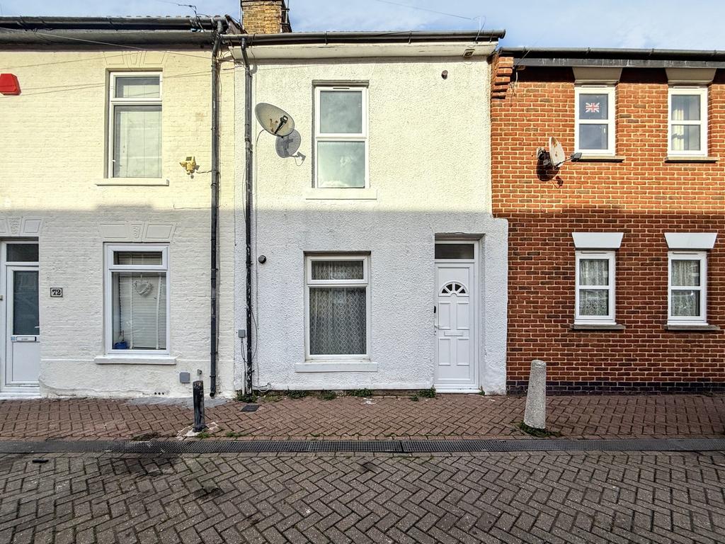 Clyde Street, Sheerness ME12 3 bed terraced house - £1,250 pcm (£288 pw)