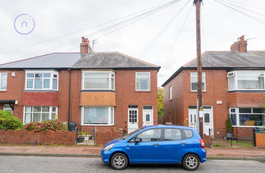 Danby Gardens, Heaton, NE6 3 bed flat for sale - £165,000